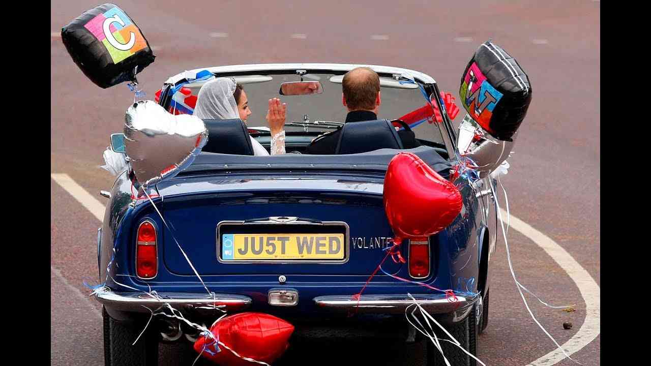 The Stars and Their Cars: What Do Your Favorite Celebrities Drive?